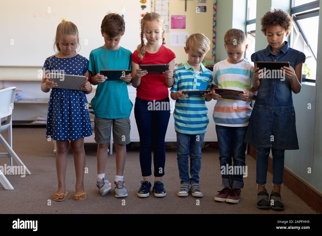 Tablet computers hi-res stock photography and images - Alamy