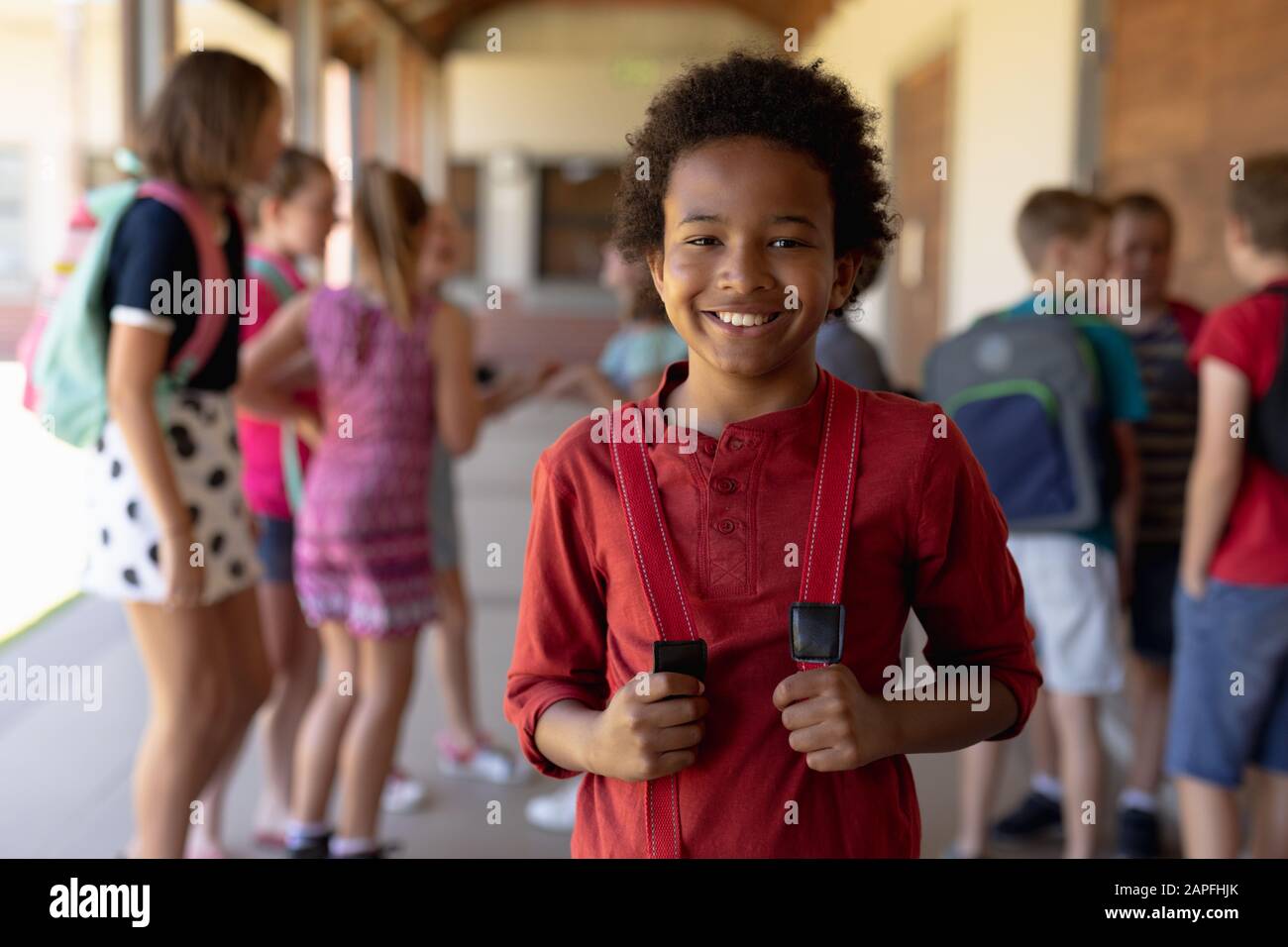Student standing out class hi-res stock photography and images - Alamy