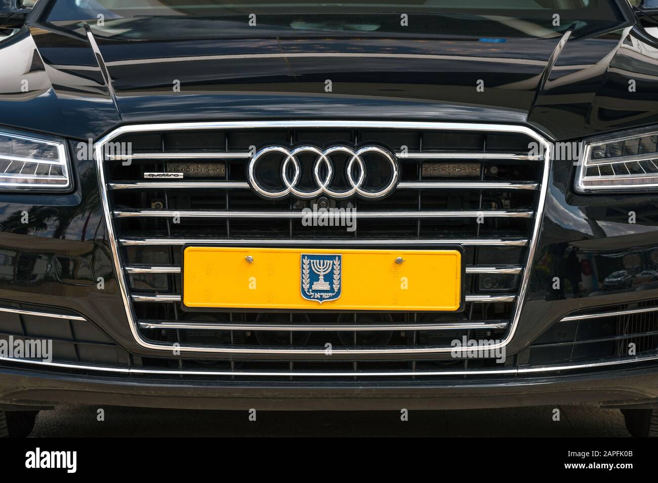 Diplomatic car hi-res stock photography and images - Alamy