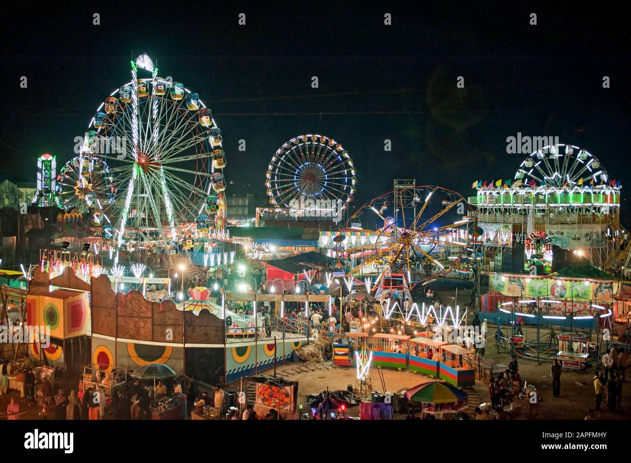 Mahim beach hi-res stock photography and images - Alamy