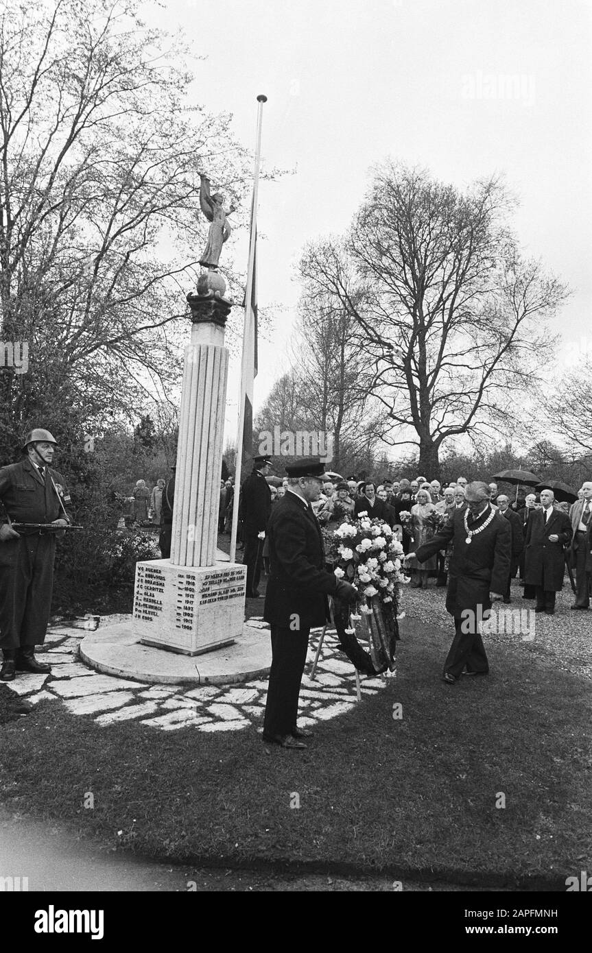 Mayor polak lays hi-res stock photography and images - Alamy