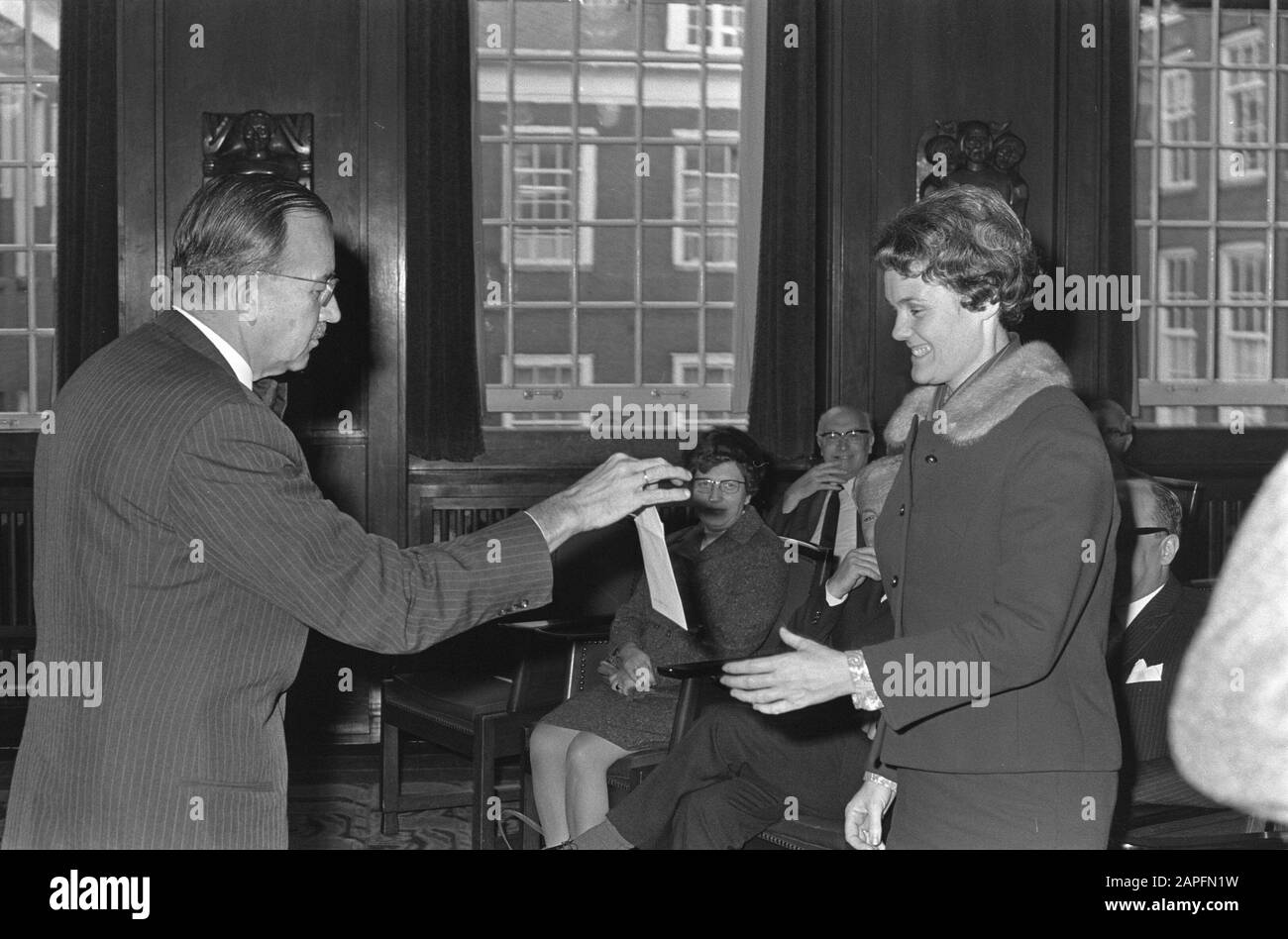 Henry knap mayor samkalden hi-res stock photography and images - Alamy