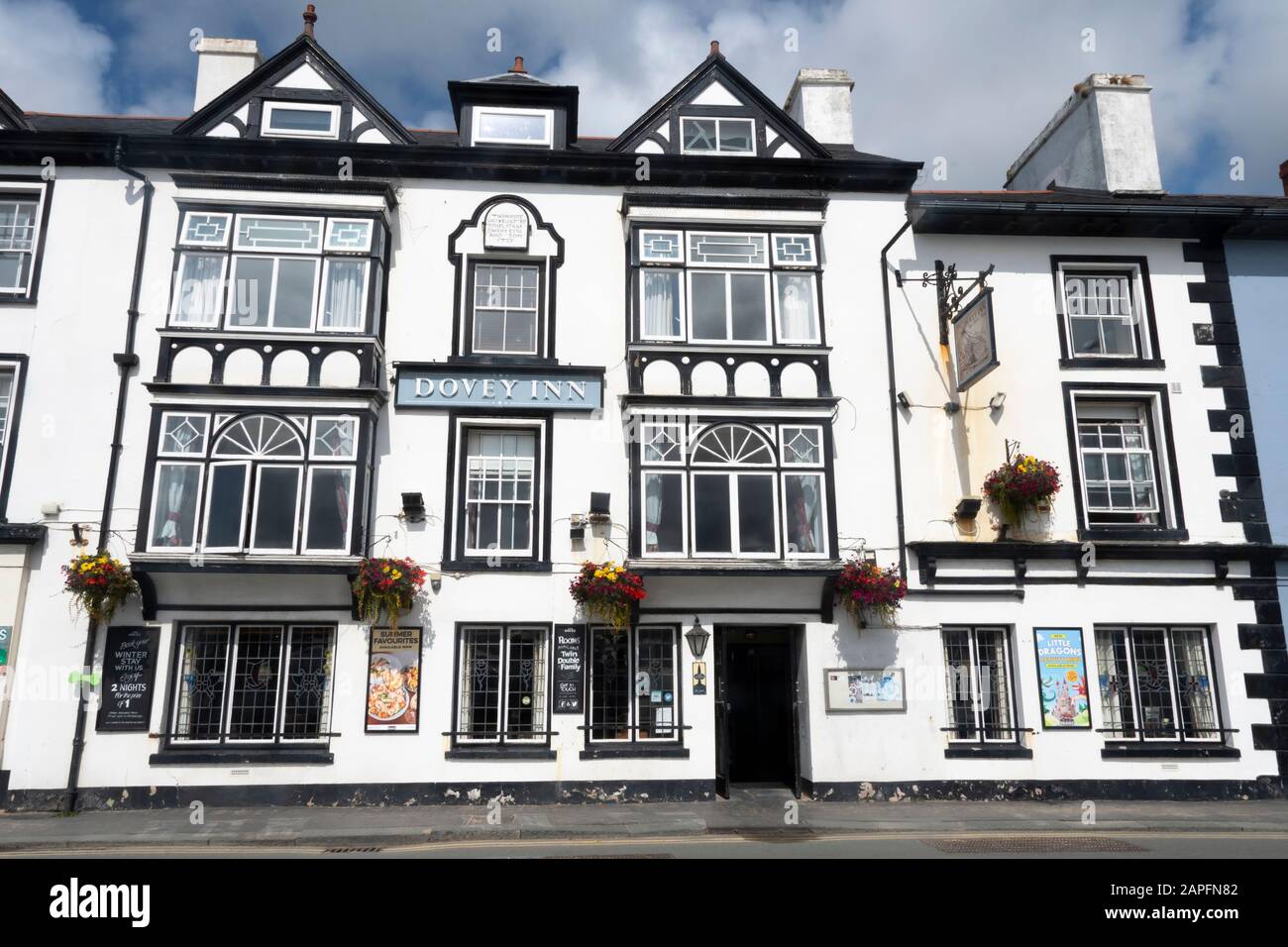 Dovey inn wales hi-res stock photography and images - Alamy