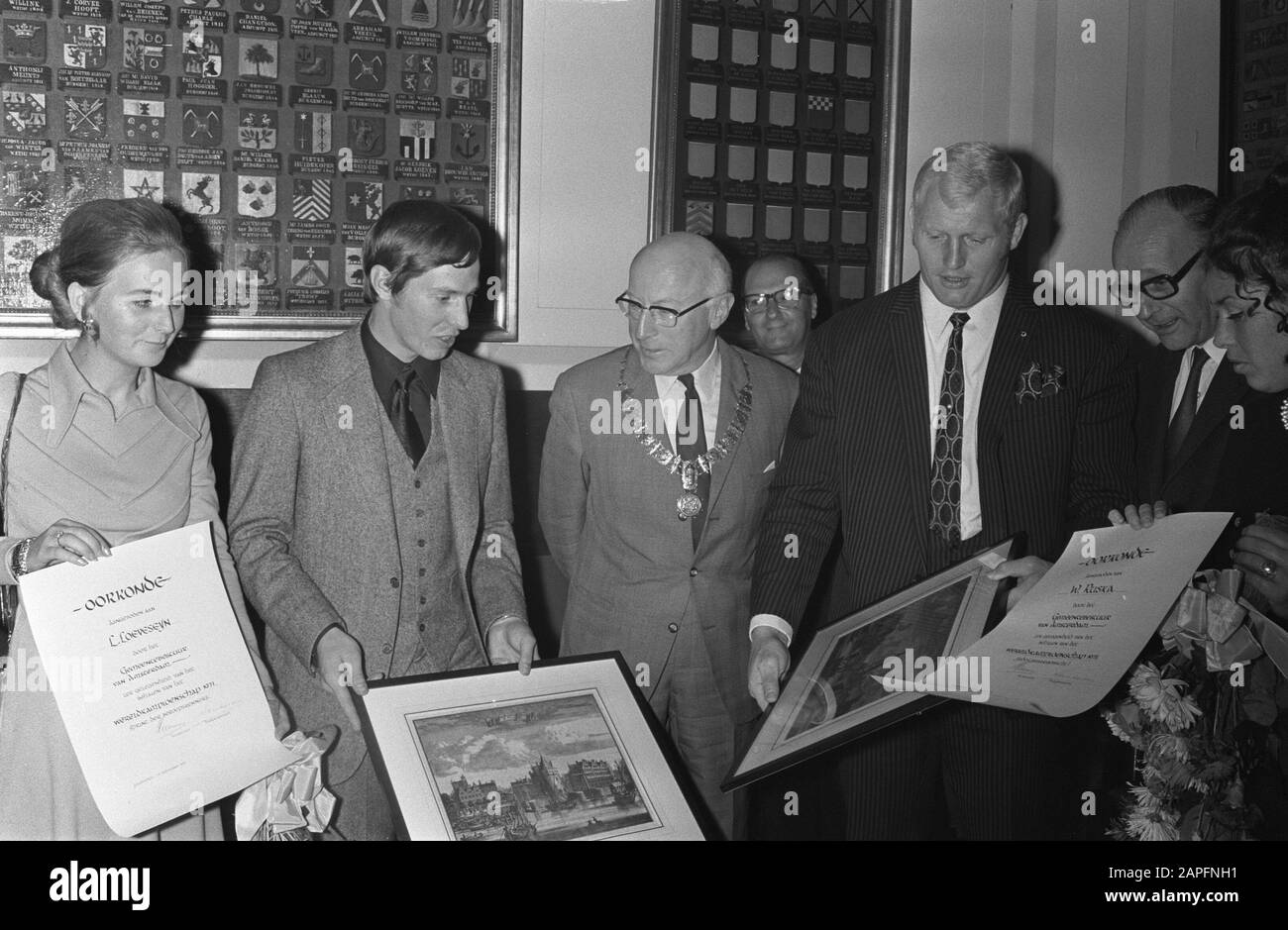 Mayor Samkalden honors world champion judo Wim Ruska and world champion ...