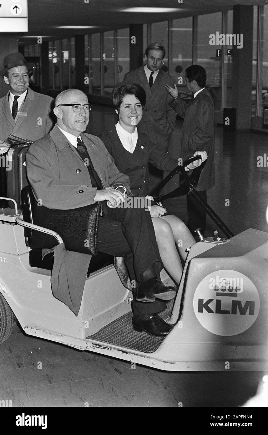 Klm trolley hi-res stock photography and images - Alamy
