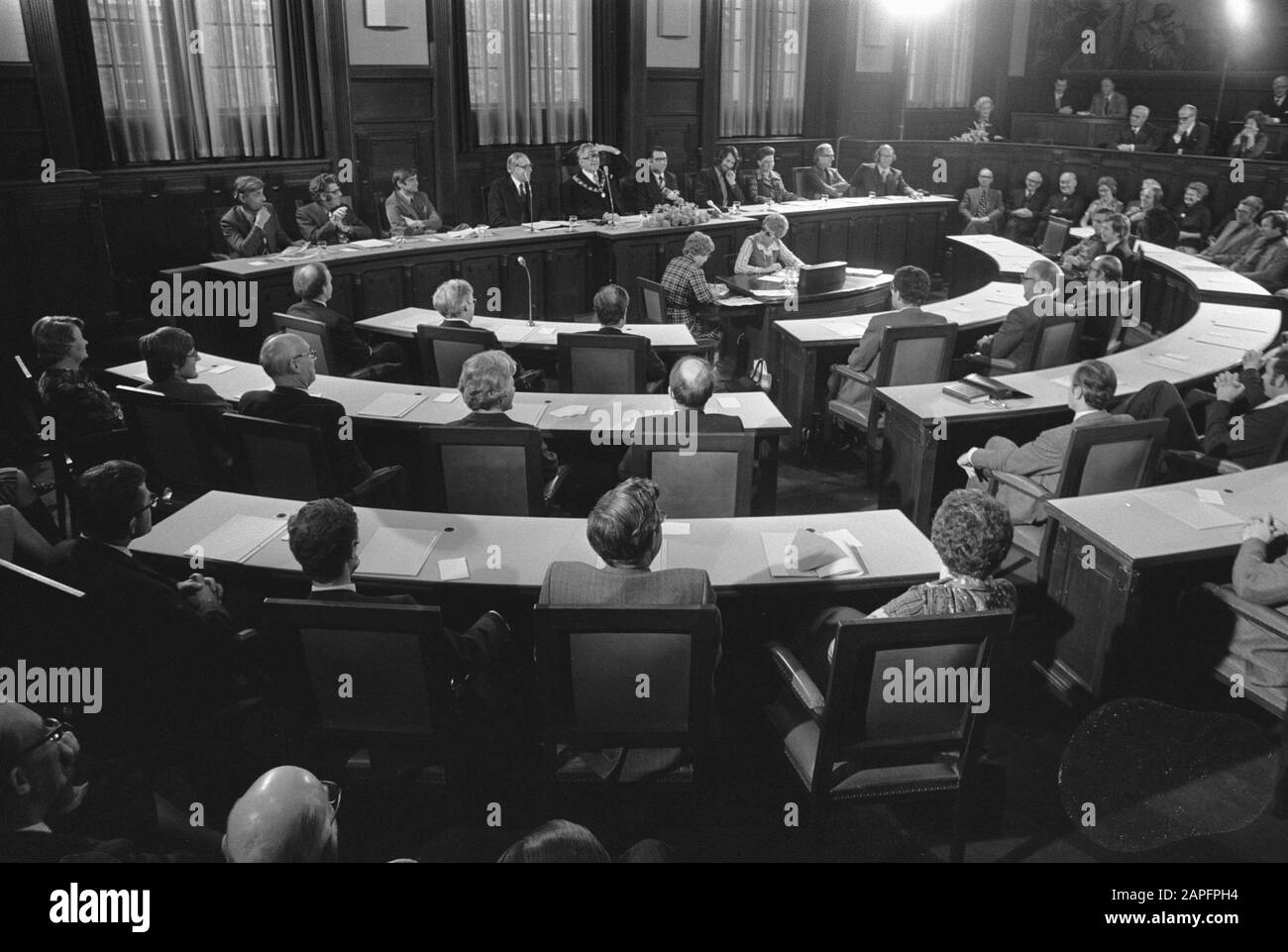 16 overview city council hi-res stock photography and images - Alamy