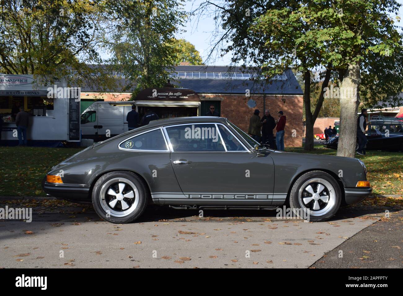 Classic Porsche 911 in slate grey Stock Photo - Alamy