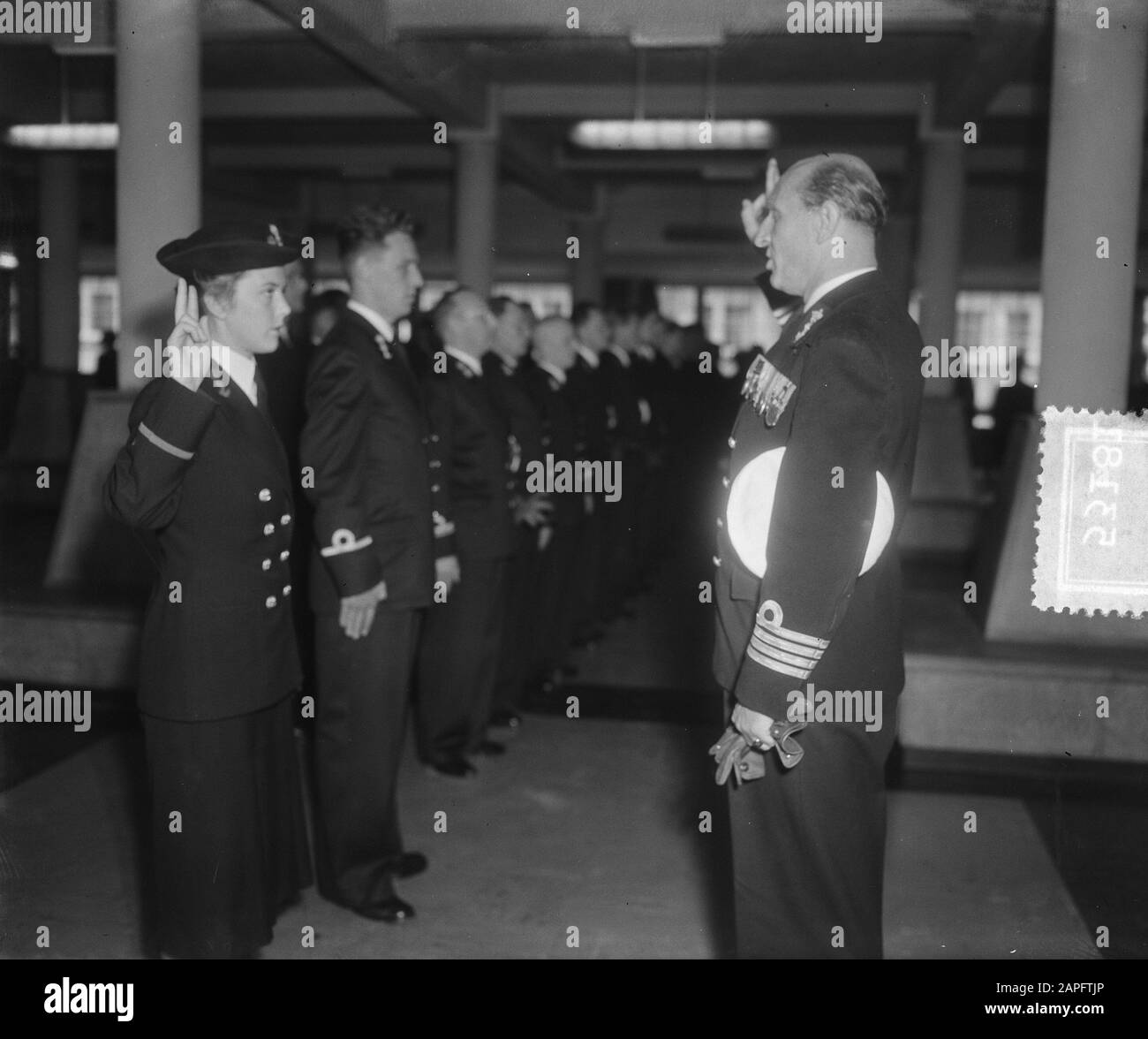 Female navy officer in hi-res stock photography and images - Alamy