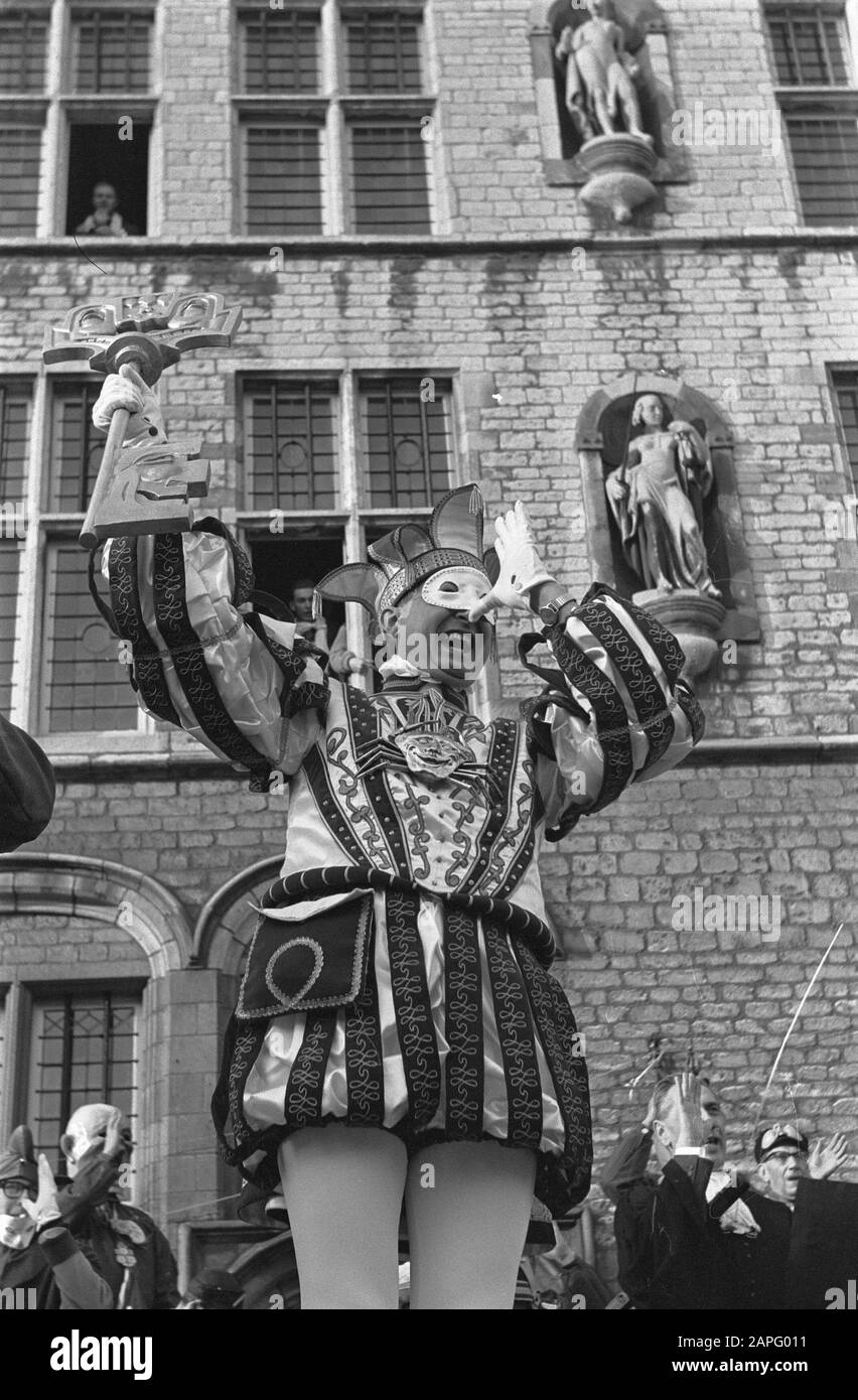 Prince dances hi-res stock photography and images - Alamy