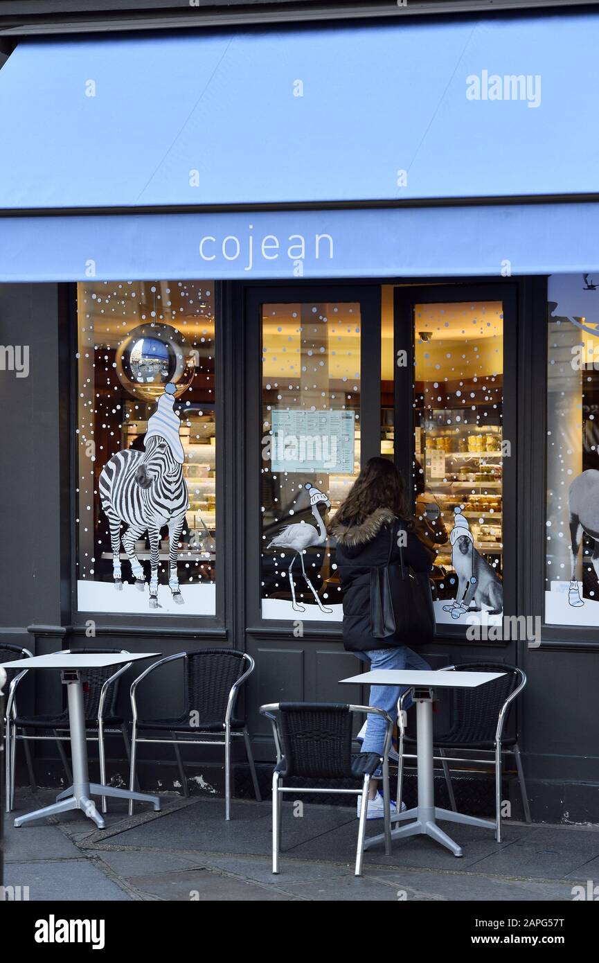 Cojean Food Café in Paris - France Stock Photo - Alamy