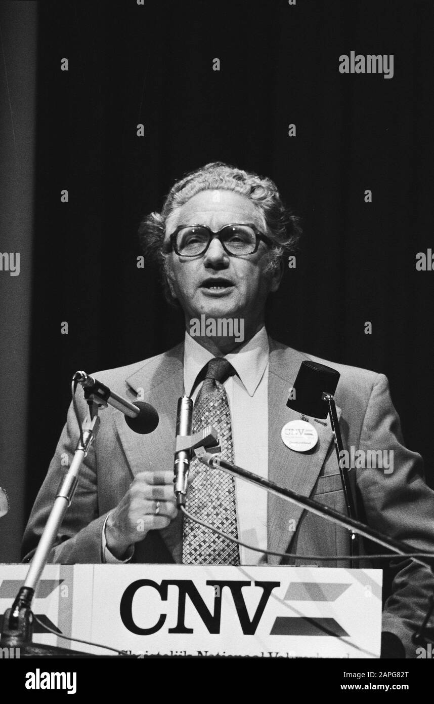 Cnv chairman v d hi-res stock photography and images - Alamy