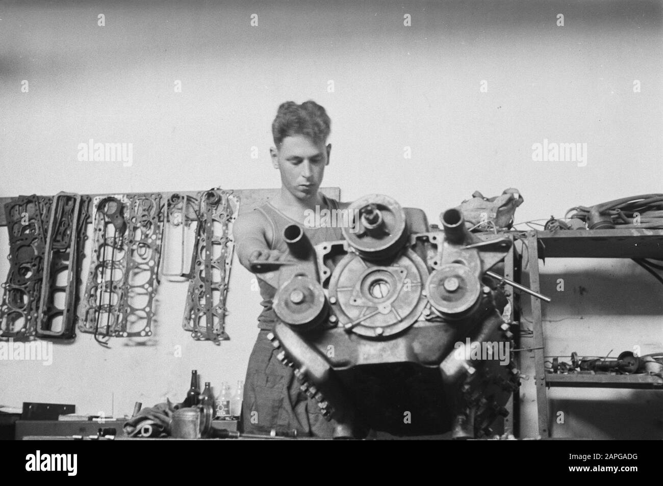 Reportage Army Technical Service in Master Cornelis (Batavia ...