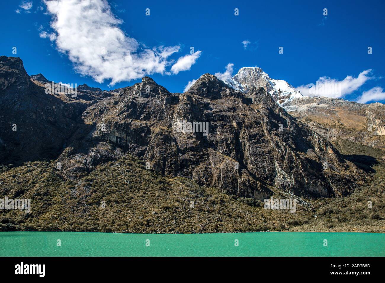 Wide shot of mountains in a national park in Peru Stock Photo - Alamy