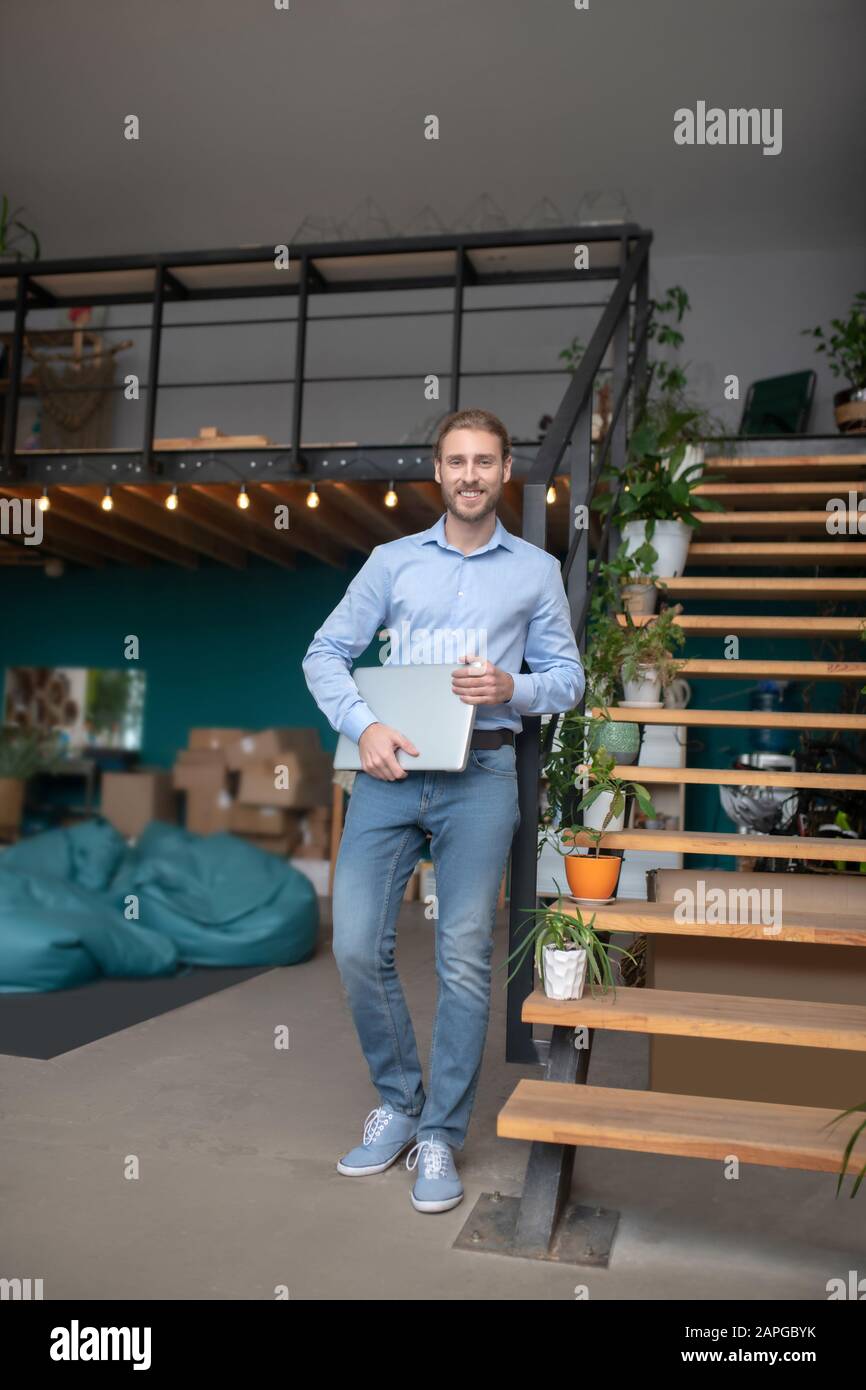 Generation y workplace hi-res stock photography and images - Alamy