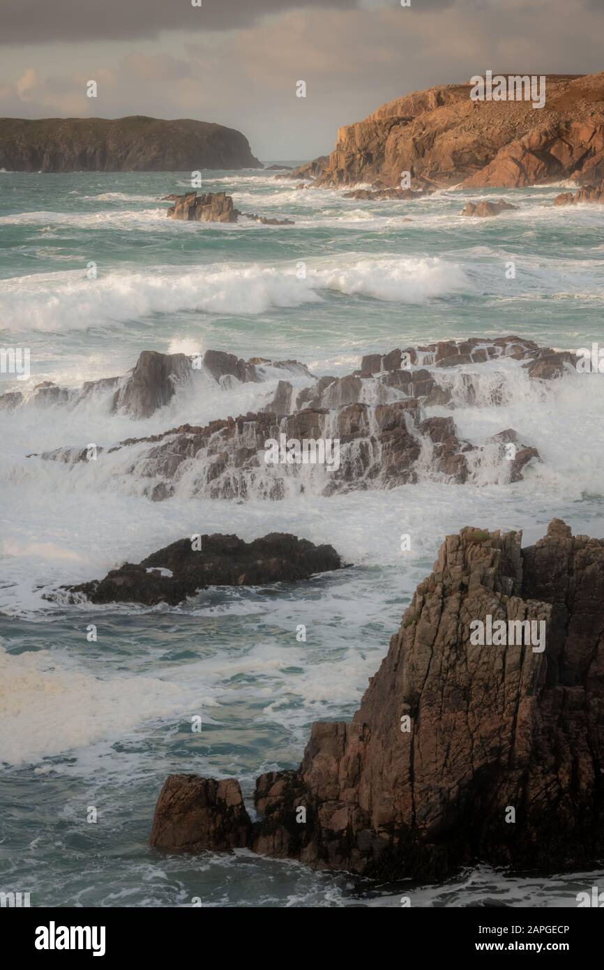 Rough seas rocks hi-res stock photography and images - Alamy