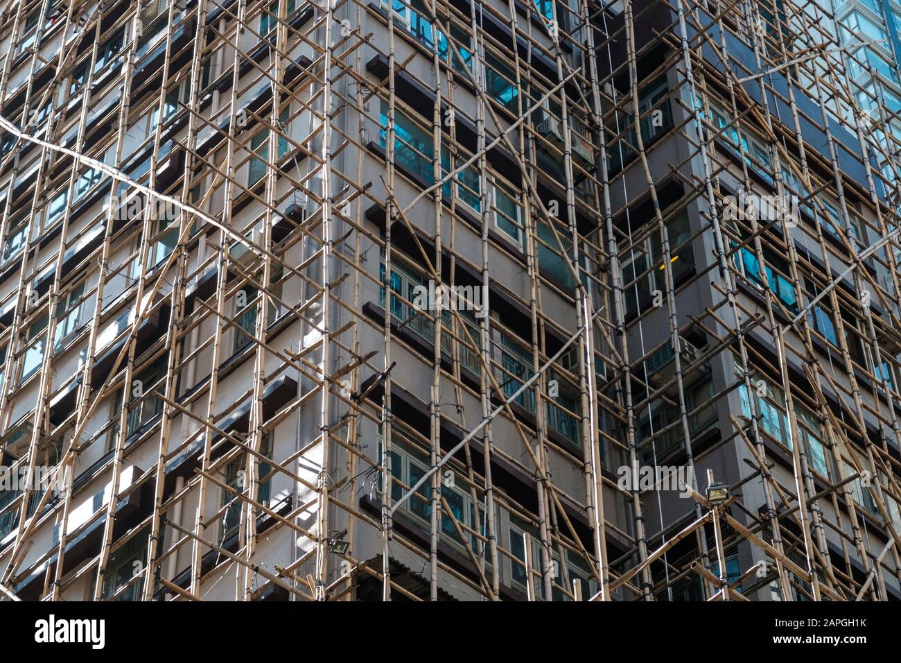 Bamboo scaffolding hi-res stock photography and images - Alamy
