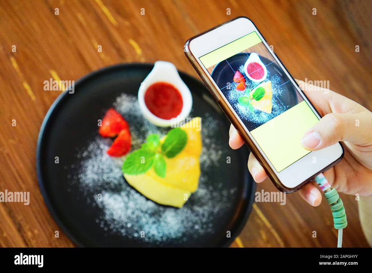 Healthy eating phone made of hi-res stock photography and images - Alamy