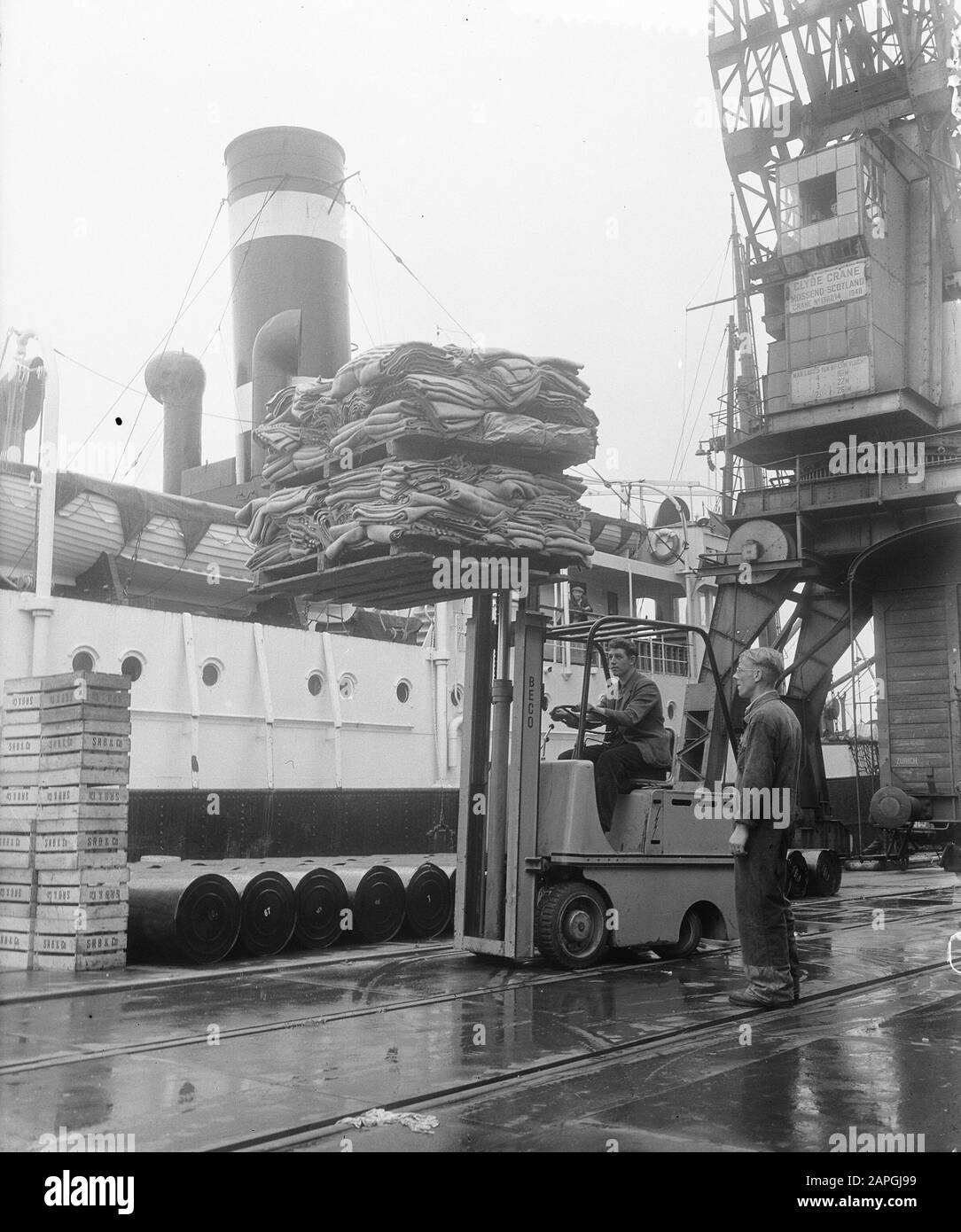 Knsm hi-res stock photography and images - Alamy