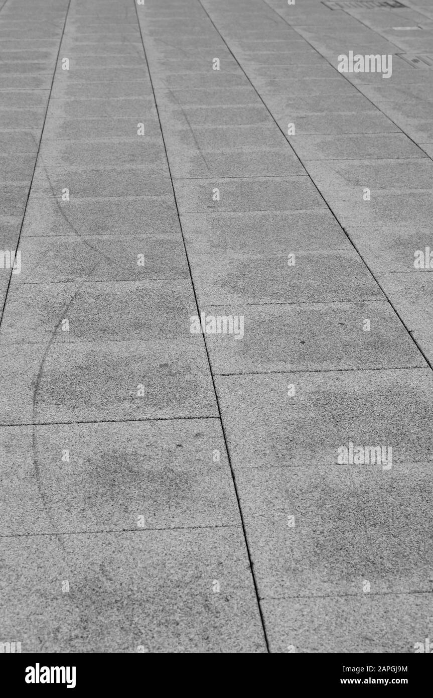 Old brick building sidewalk Black and White Stock Photos & Images - Alamy