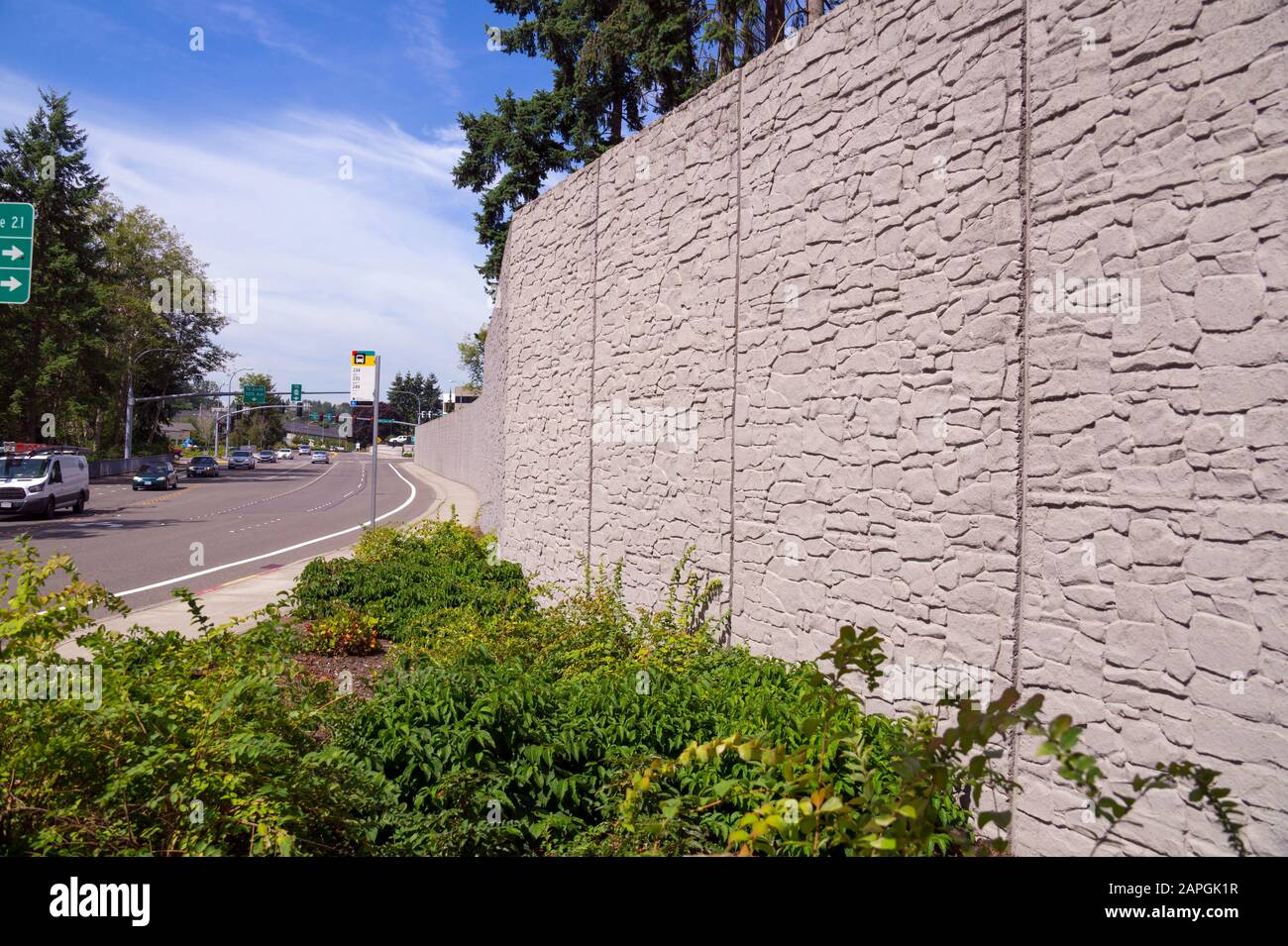 Protection of residents against noise generated by car traffic ...