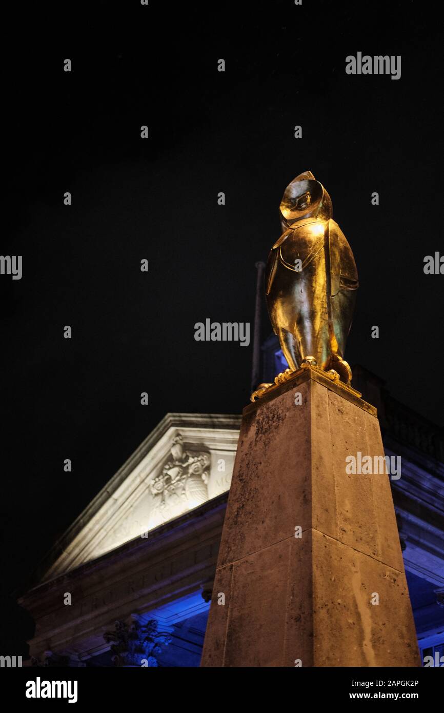 LEEDS, UNITED KINGDOM - Jan 11, 2020: Close up shot of the golden owl ...