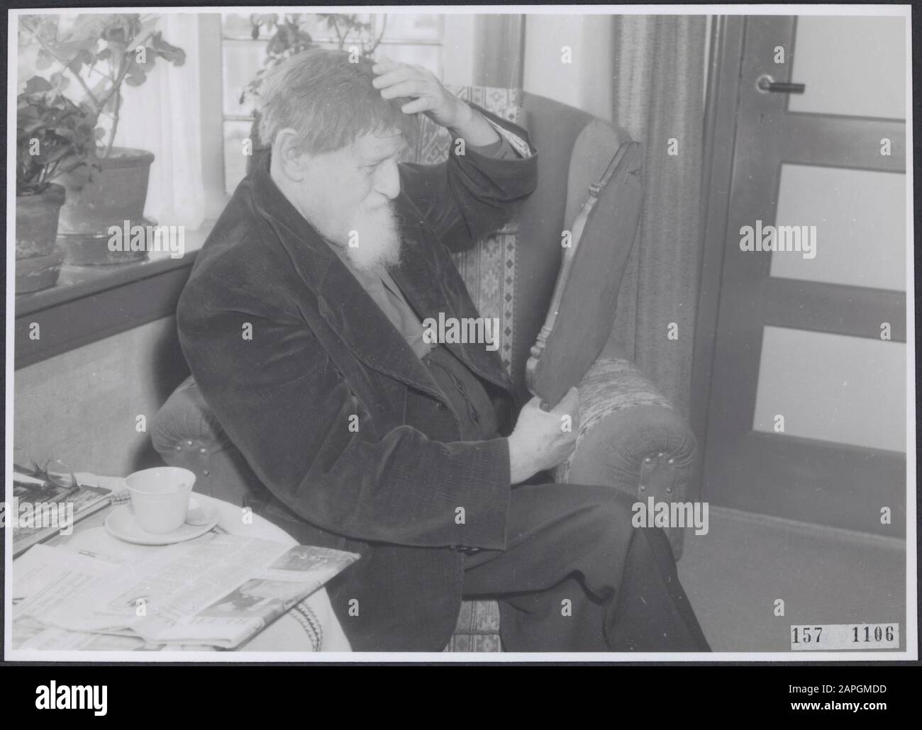 Number 1106 hi-res stock photography and images - Alamy