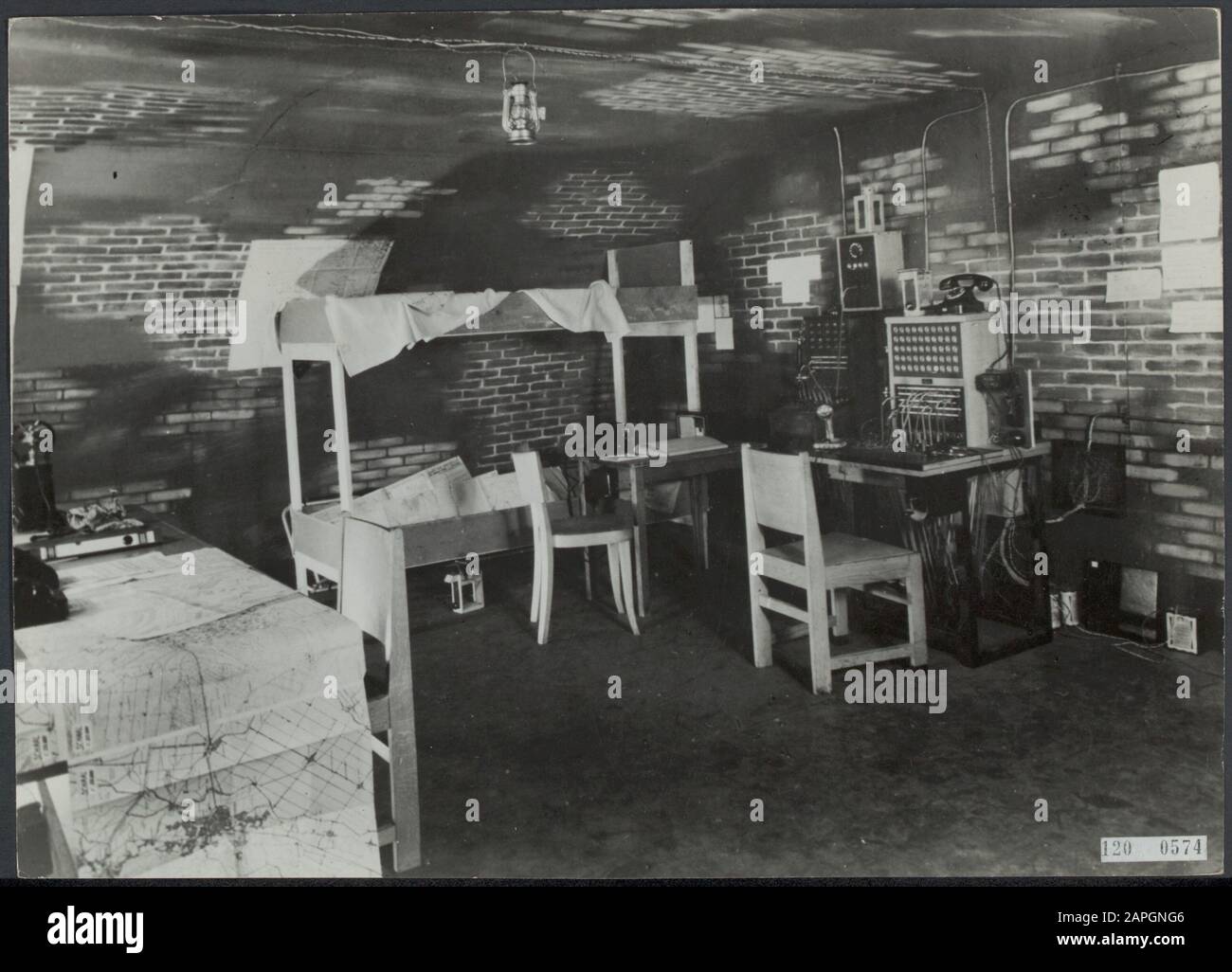 Commandopost underground Date: 1945 Keywords: shelters, World War II ...