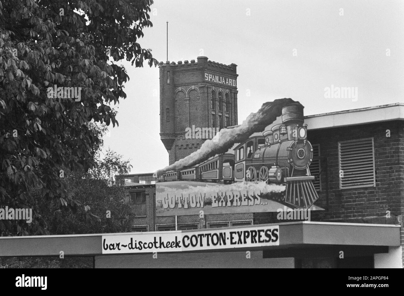 Weaving mills hi-res stock photography and images - Alamy