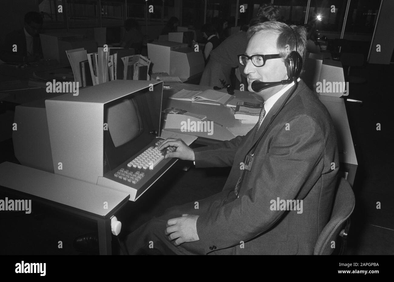 Computer 1970 hi-res stock photography and images - Alamy