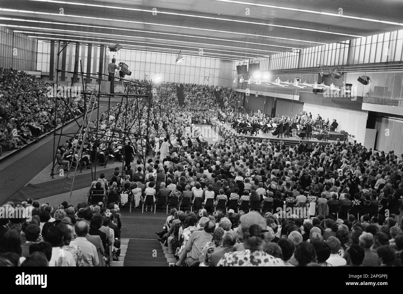 Annual rai concert hi-res stock photography and images - Alamy