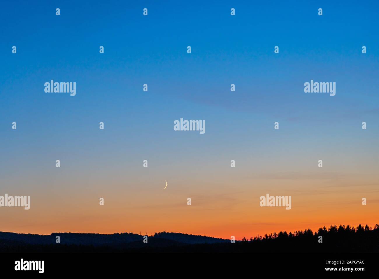 Clear sky without clouds at dusk before sunrise Stock Photo - Alamy
