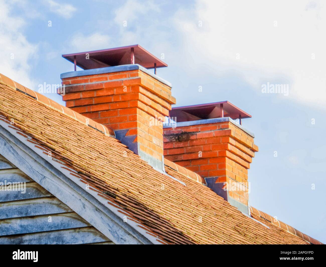 Thatch and chimneys hi-res stock photography and images - Alamy
