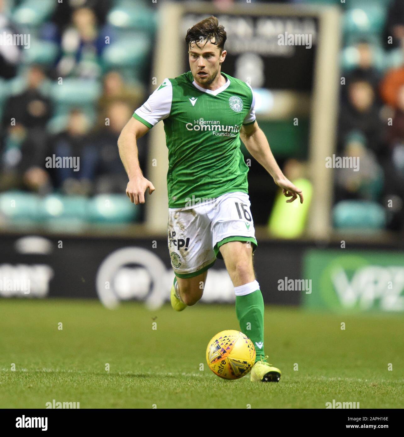 Hibernian stadium hi-res stock photography and images - Alamy