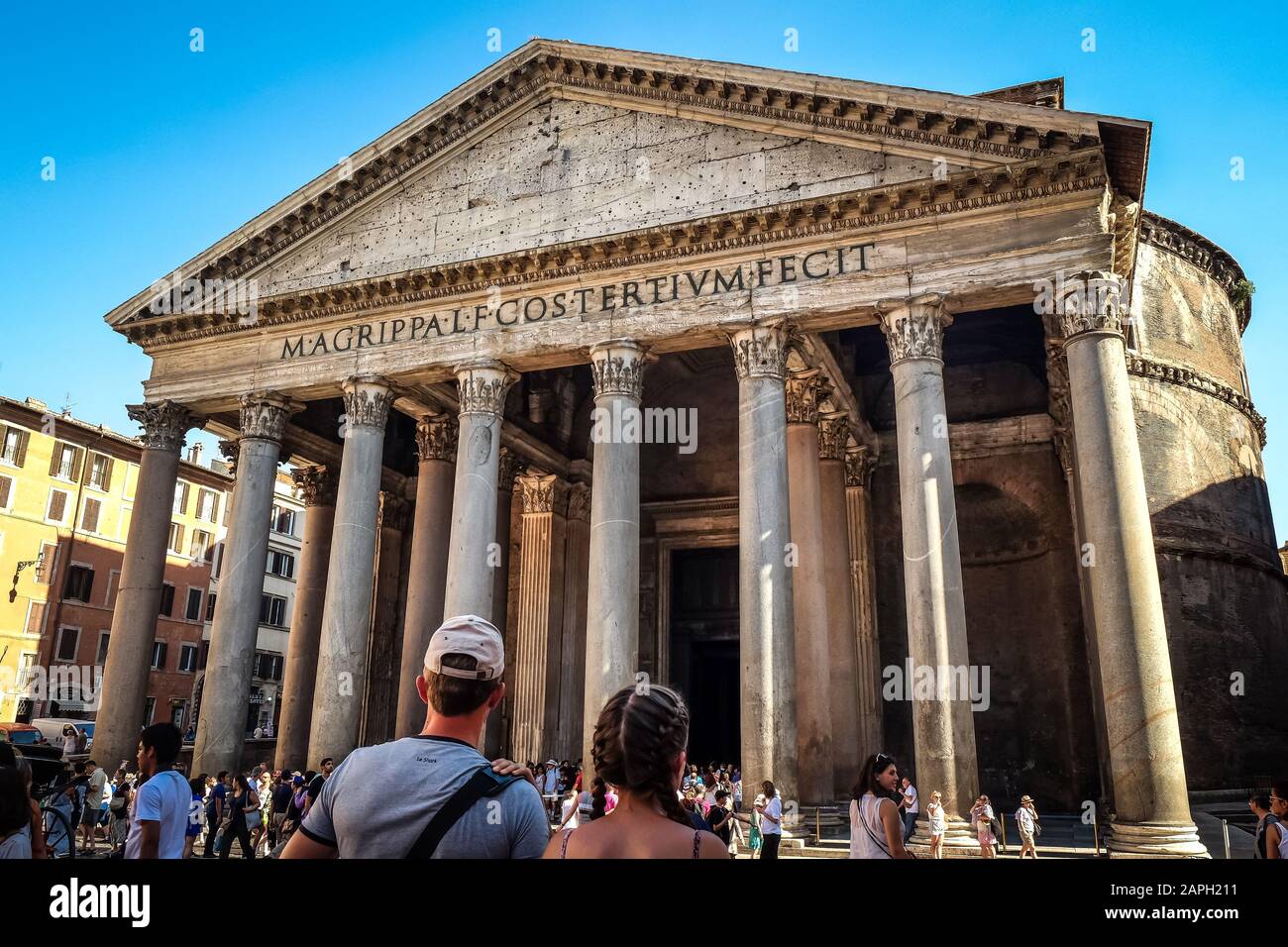 Pantheon rome door hi-res stock photography and images - Alamy