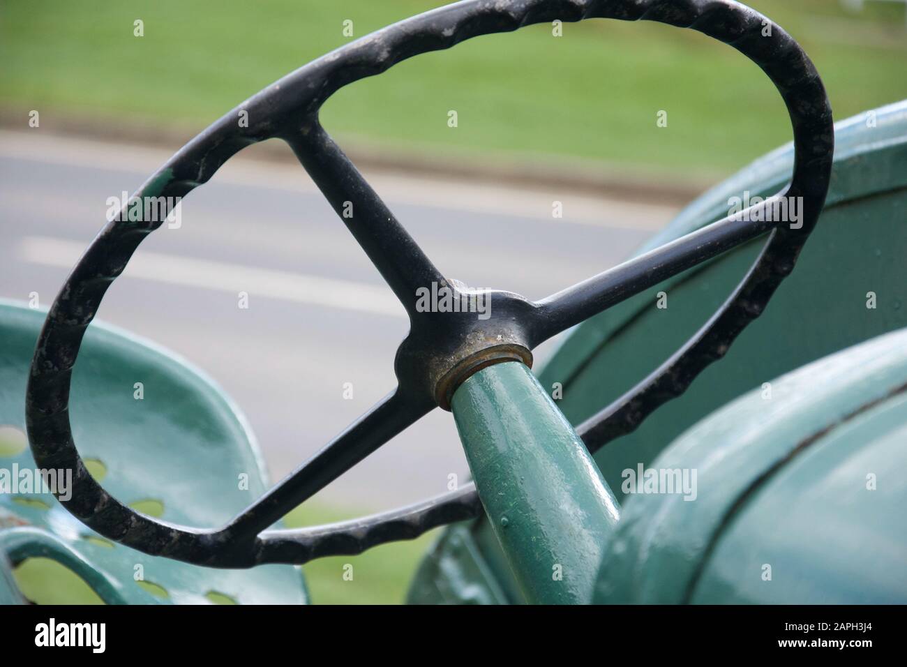 Old farm tractor steering wheel hi-res stock photography and images - Alamy