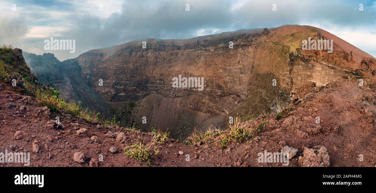 The giant Vesuvio volcano crater, panoramic view,near Napol and Pompeii ...