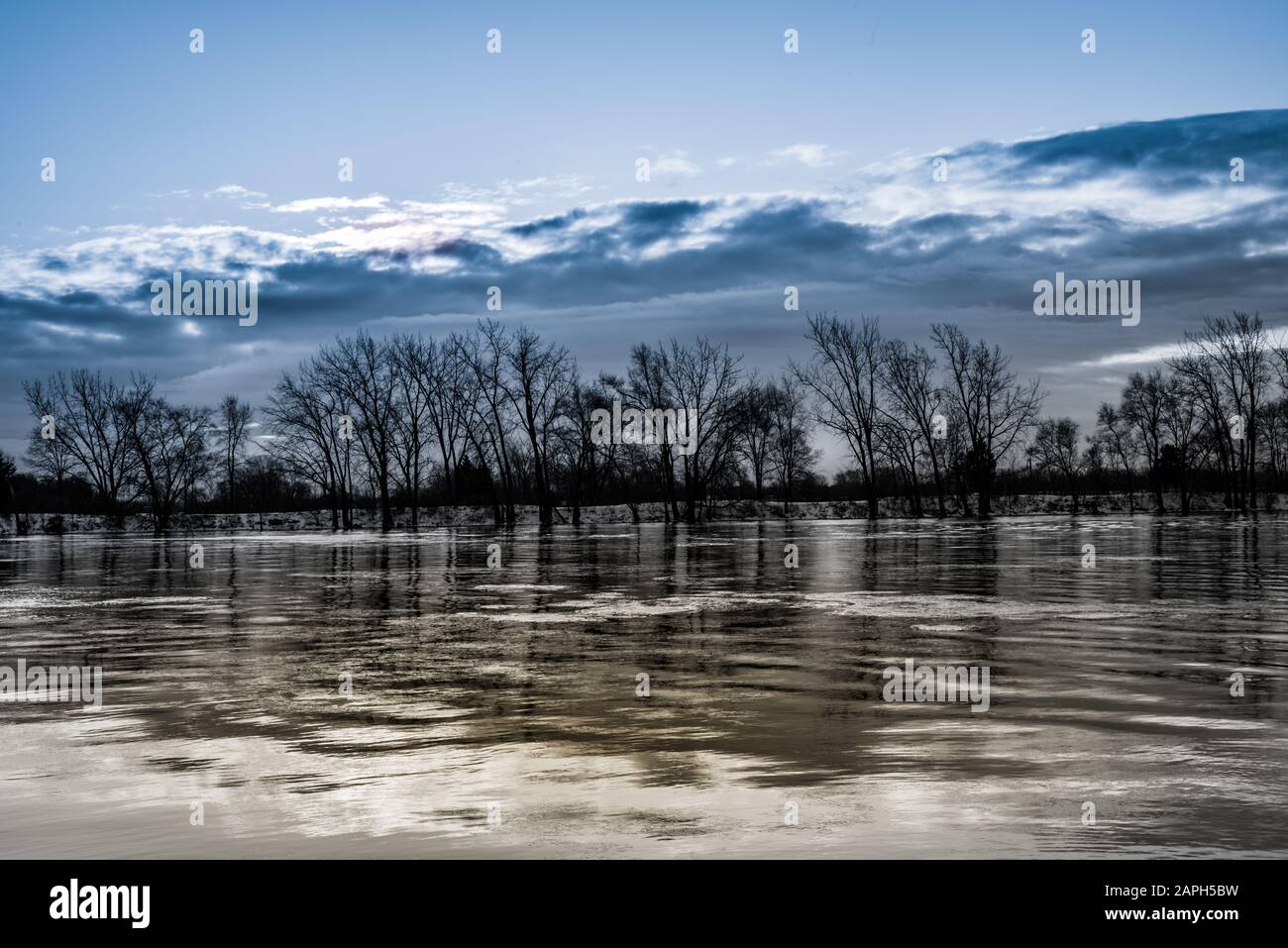 Lachine rapids park hi-res stock photography and images - Alamy