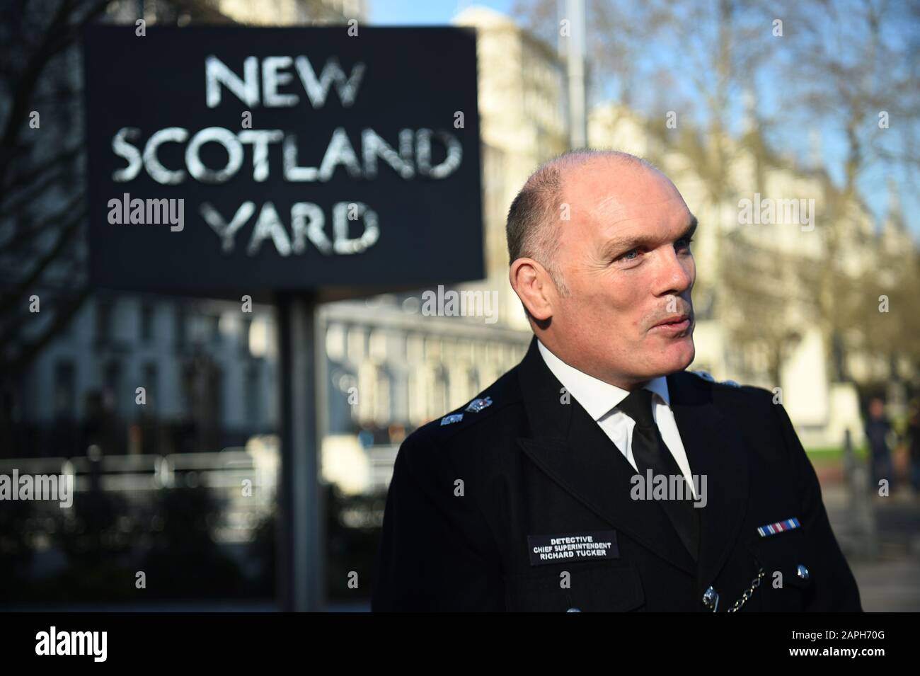 Richard Tucker High Resolution Stock Photography and Images - Alamy