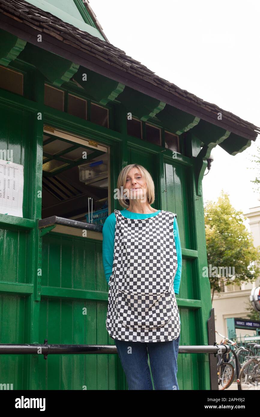 Tracey Tucker at her Cabman shelter in Warwick Avenue, London Stock ...