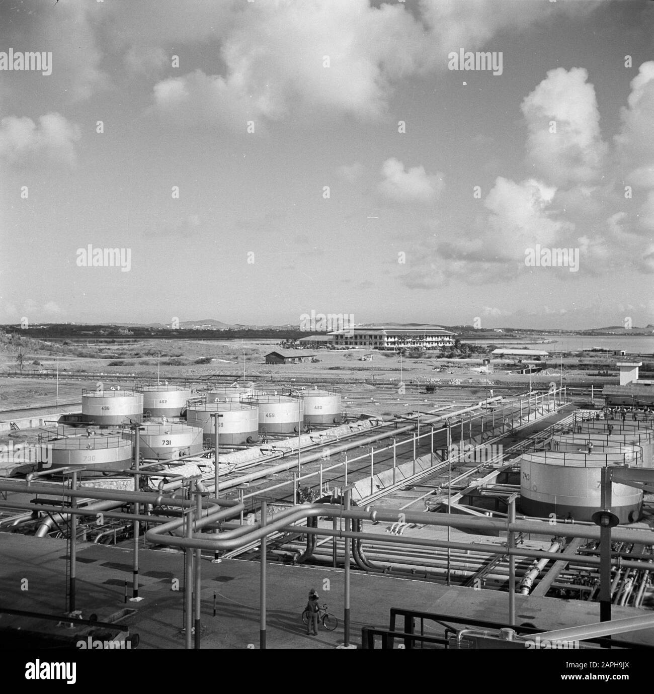 Curacao isla refinery Black and White Stock Photos & Images - Alamy