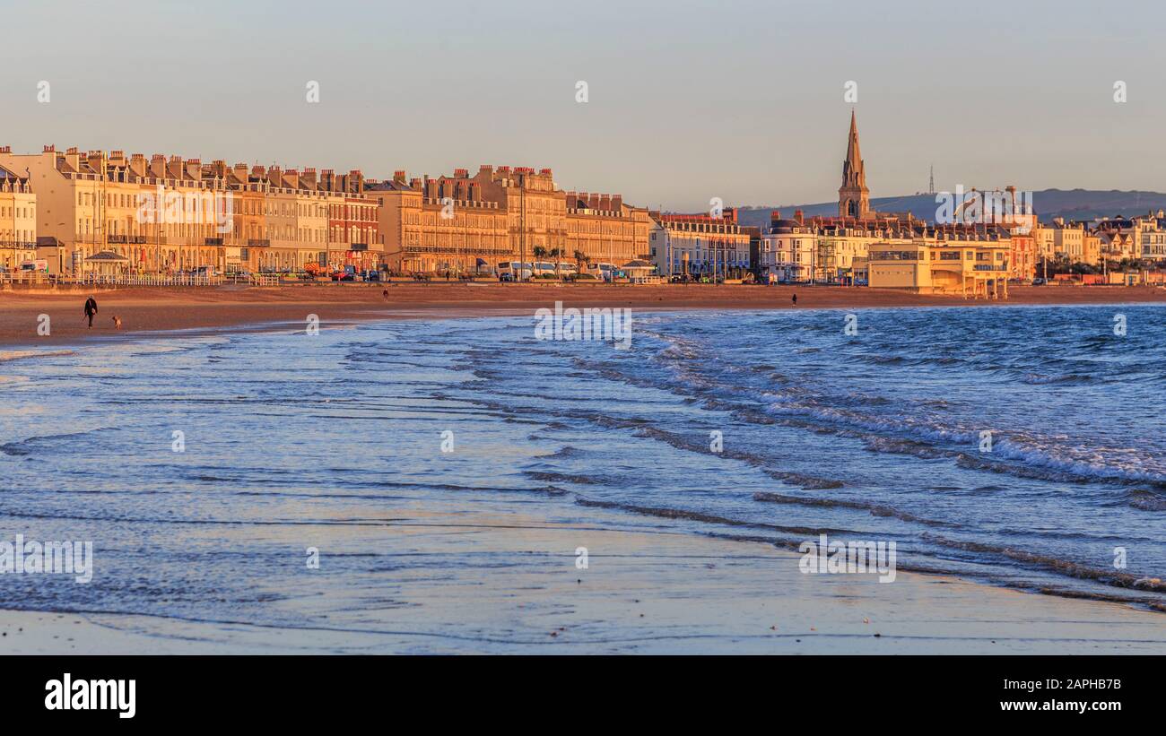 weymouth award winning beach, winter january 2020, frost on beach, cold ...