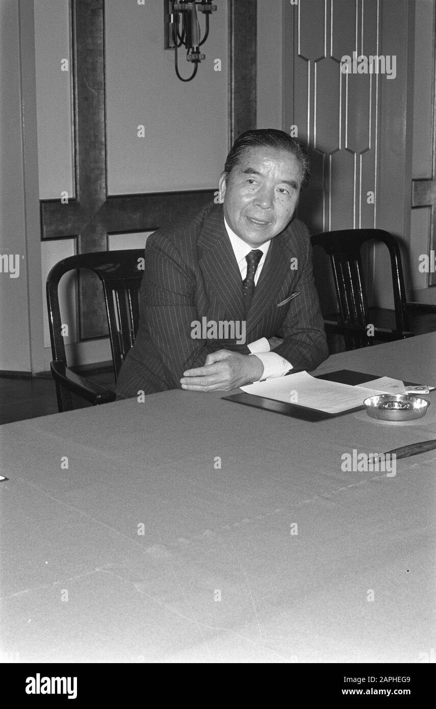 Y k pao hi-res stock photography and images - Alamy