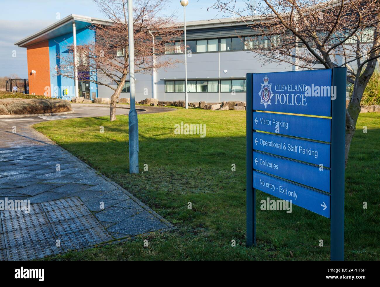 Cleveland police building exterior hi-res stock photography and images ...