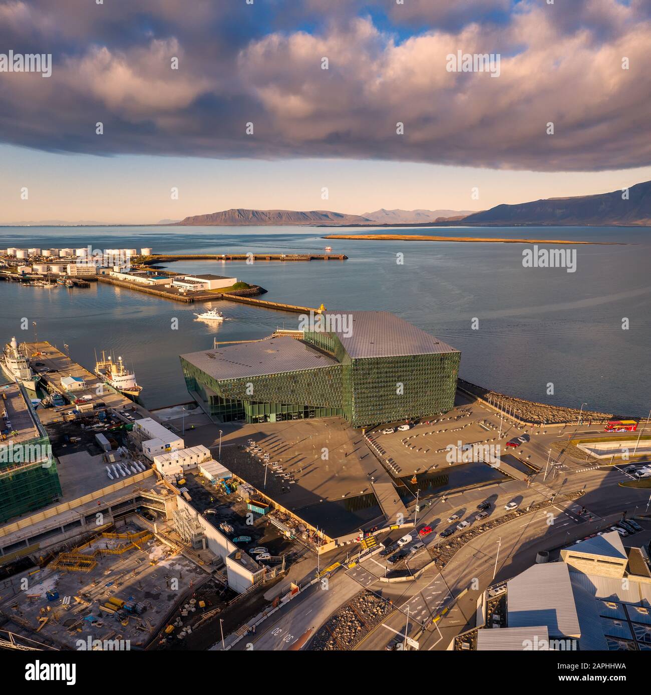 Harpa reykjavik iceland hi-res stock photography and images - Alamy