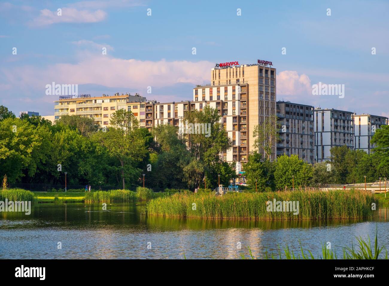 Bloki mieszkalne hi-res stock photography and images - Alamy