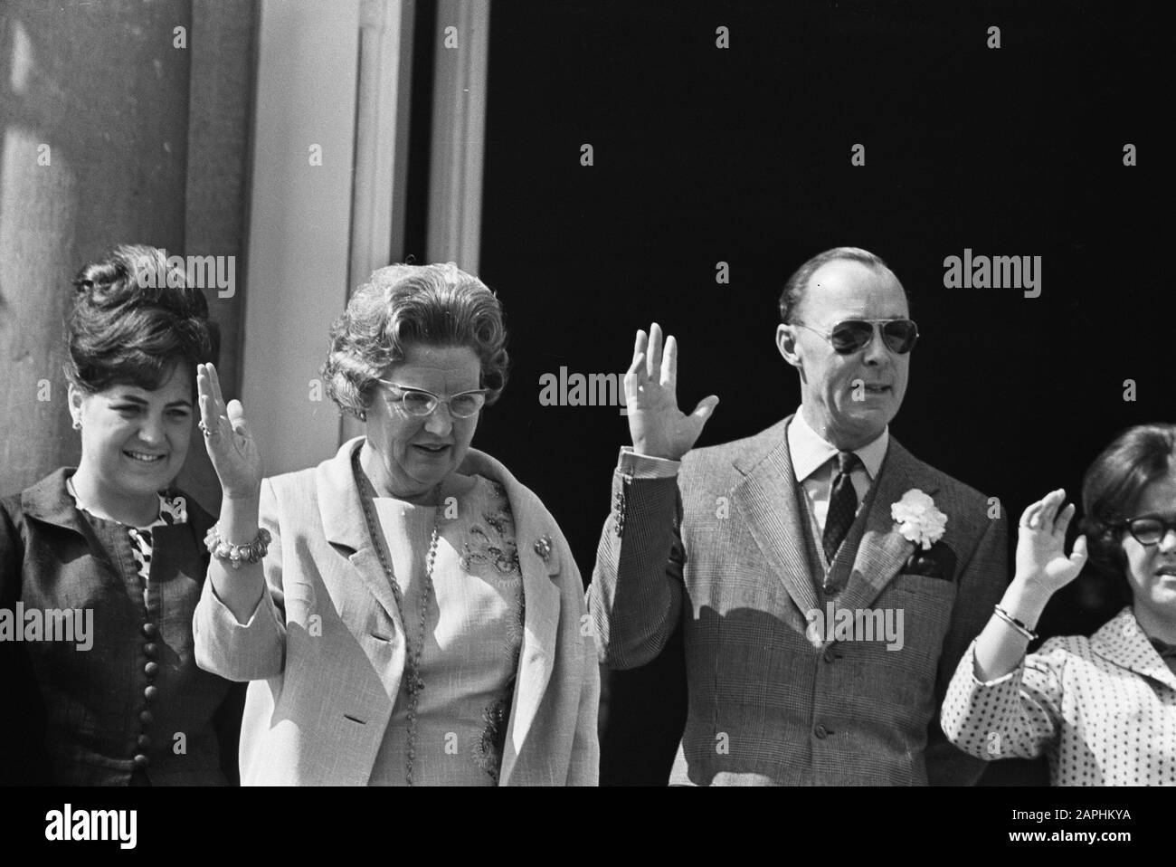 Queen's Day 1965 Description: The royal family swings from the boards ...