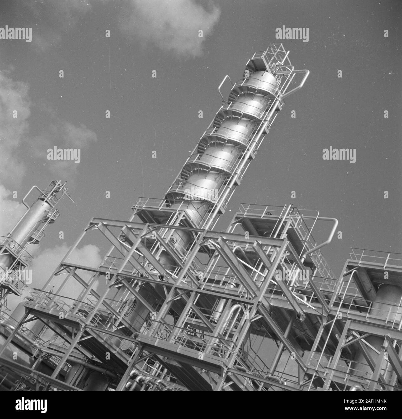 Aruba refinery hi-res stock photography and images - Alamy