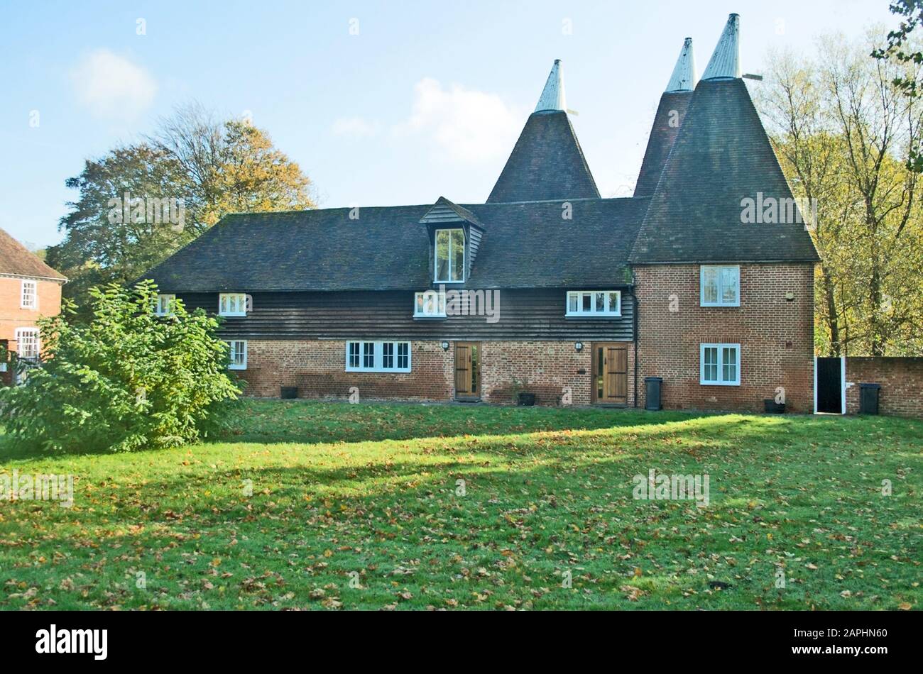 Littlebourne Village Oast House Design like Kent Stock Photo - Alamy