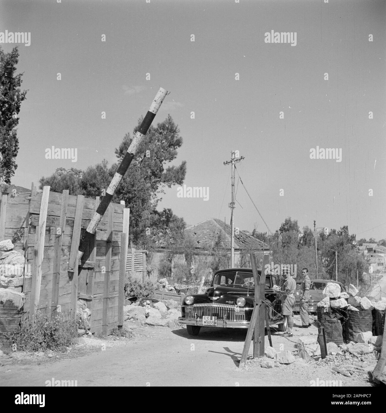 Israeli border crossings Black and White Stock Photos & Images - Alamy