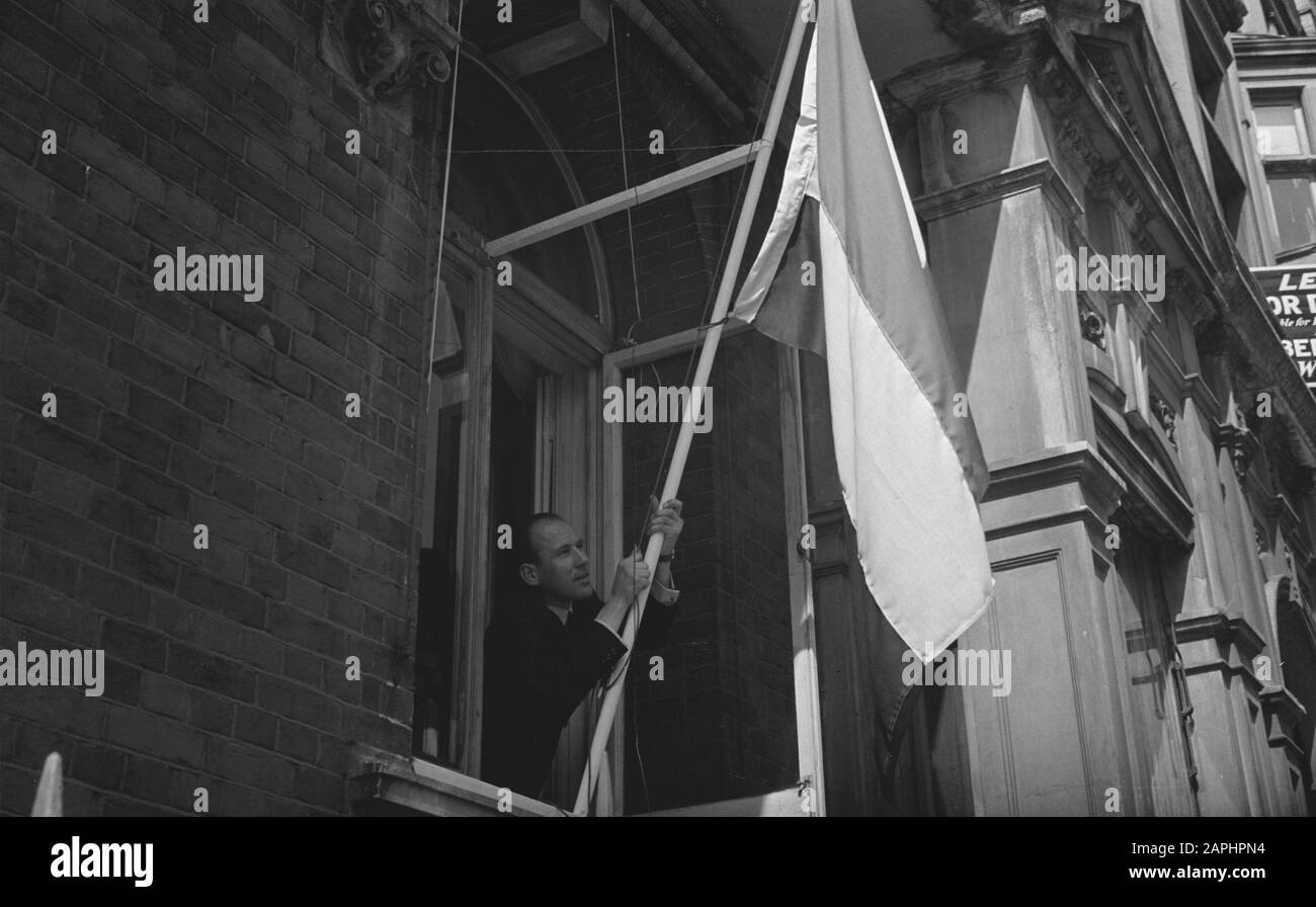 Patriotic flags england Black and White Stock Photos & Images - Alamy